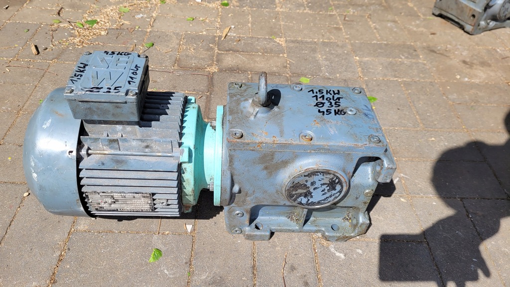 Przekładnia motoreduktor VEM SEW 1.5KW 10 11 15 16 - 8405253498 - oficjalne archiwum Allegro
