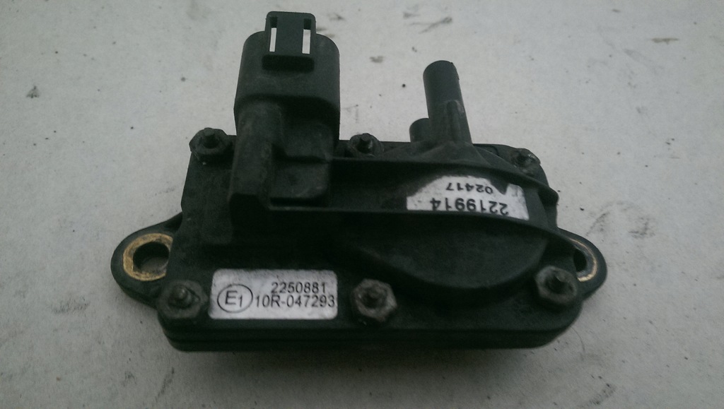 CZUJNIK RÓŻNICY CIŚNIEŃ SCANIA R 2250881 - 9859381490 - oficjalne ...