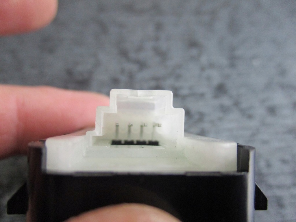 Przełącznik fotela Mercedes A253 A205 A2059056611 - 11897772578 ...