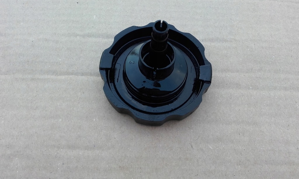 KOREK ZBIORNIKA WSPOMAGANIA BMW 5 7 E60 E61 X3 X5 - 8061067437 ...