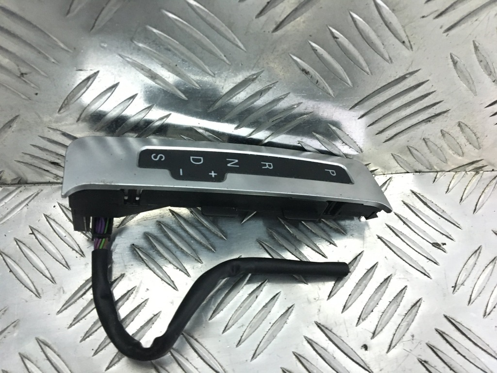 AUDI A6 C6 WYŚWIETLACZ ZMIANY BIEGÓW 4F1713463D - 7346670688 ...