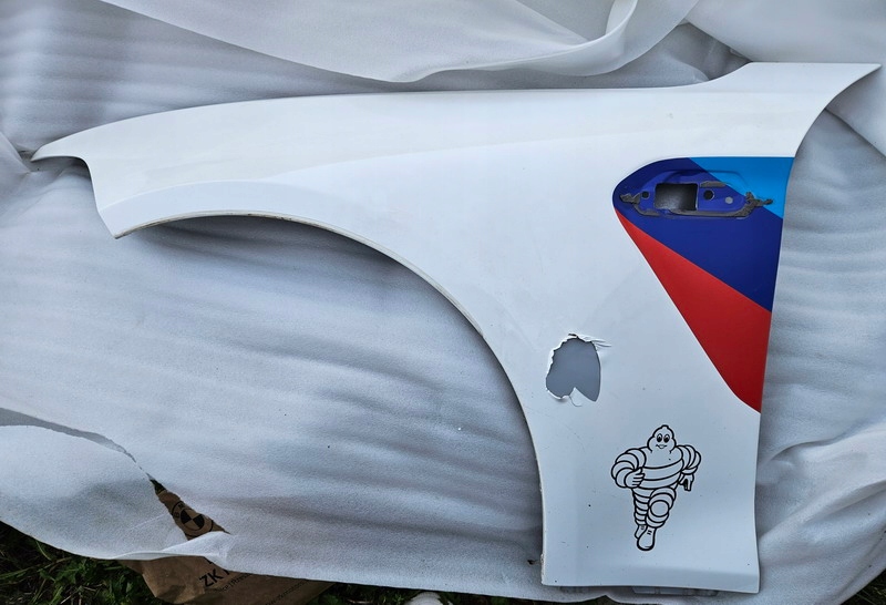 Błotnik M2 f87 - Lewy - Hockenheim silver - Jak nowy!!! - 14400870171 ...