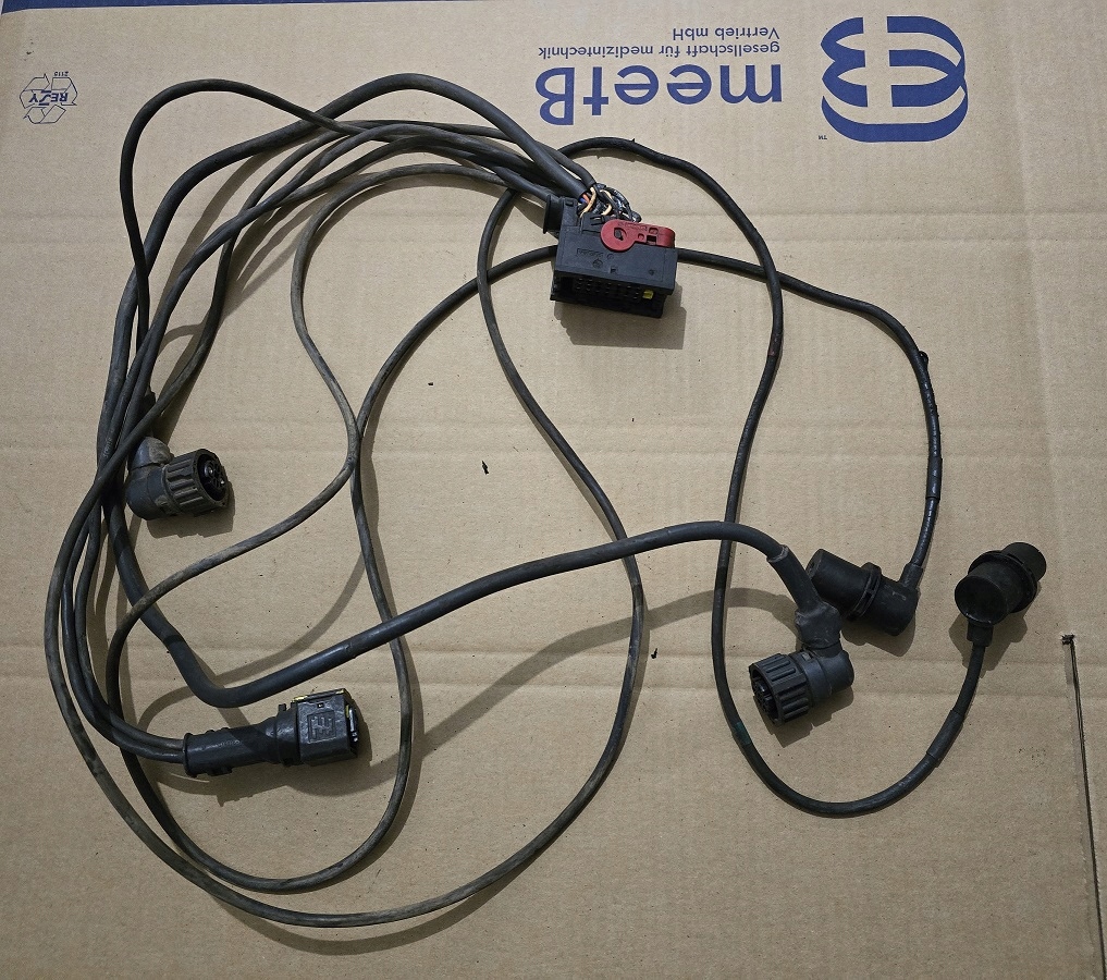 CZUJNIK INSTALACJA SKRZYNI BIEGÓW SCANIA 2335680 - 15700295249 ...