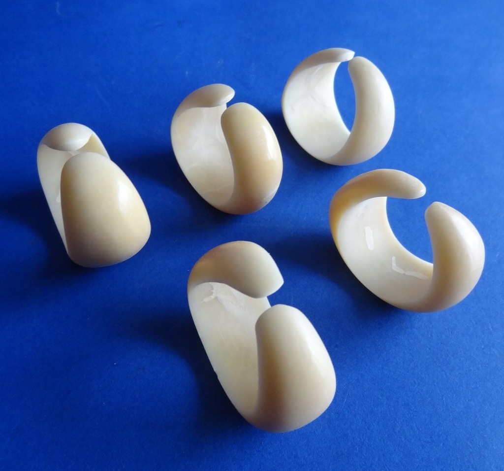 Zestaw starych pierścieni na serwetki, celuloid. - 13758470648 ...