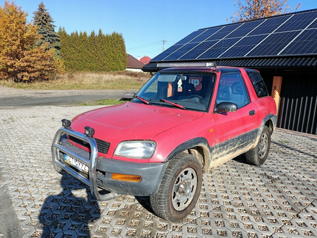 Toyota RAV4 4X4 - 12796225384 - oficjalne archiwum Allegro