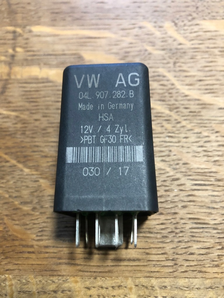 PRZEKAŹNIK ŚWIEC ŻAROWYCH VW AUDI 04L907282B - 14389083501 - oficjalne ...