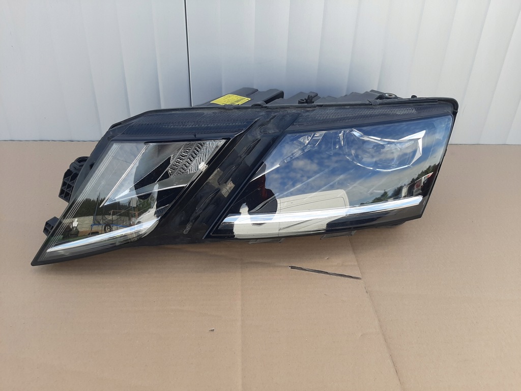 SKODA OCTAVIA III LIFT prawa FULL LED 5E1941016D - 12331301784 ...