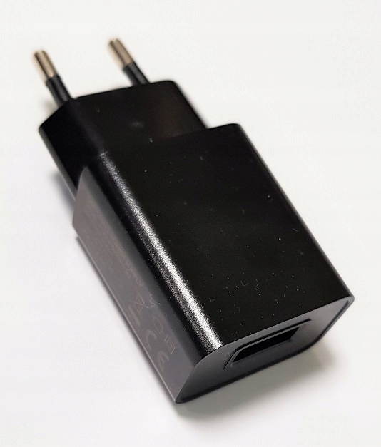 UNIWERSALNA ŁADOWARKA 10W ZASILACZ 5V 2A - 13880707683 - oficjalne archiwum Allegro
