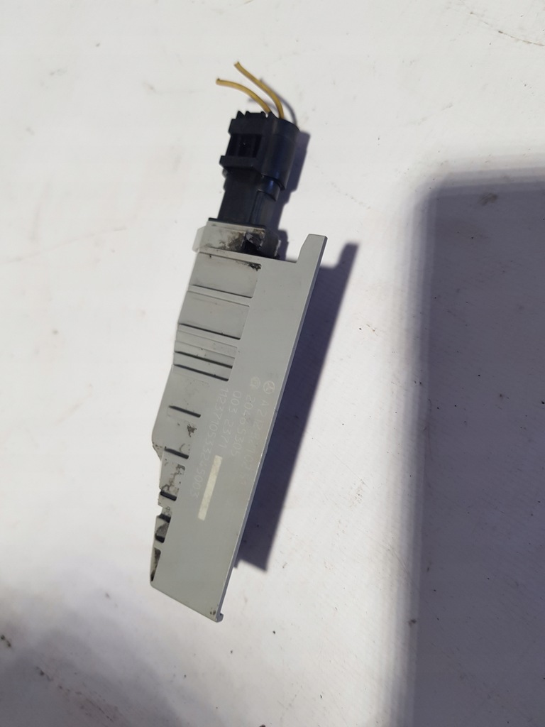 MERCEDES W212 PRAWY CZUJNIK OSŁONA ZAMKA MASKI 2128210251 - 15344701488 ...