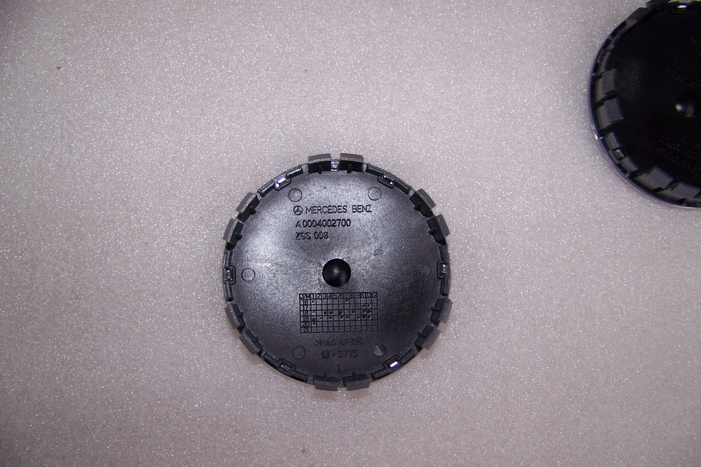 Dekielki Mercedes AMG A0004002700 71/75mm oryginał - 9906641377 ...