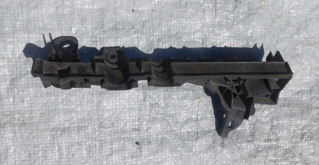 MERCEDES W213 Ślizg zderzaka A2138310400 PRZÓD - 6814351233 - oficjalne ...