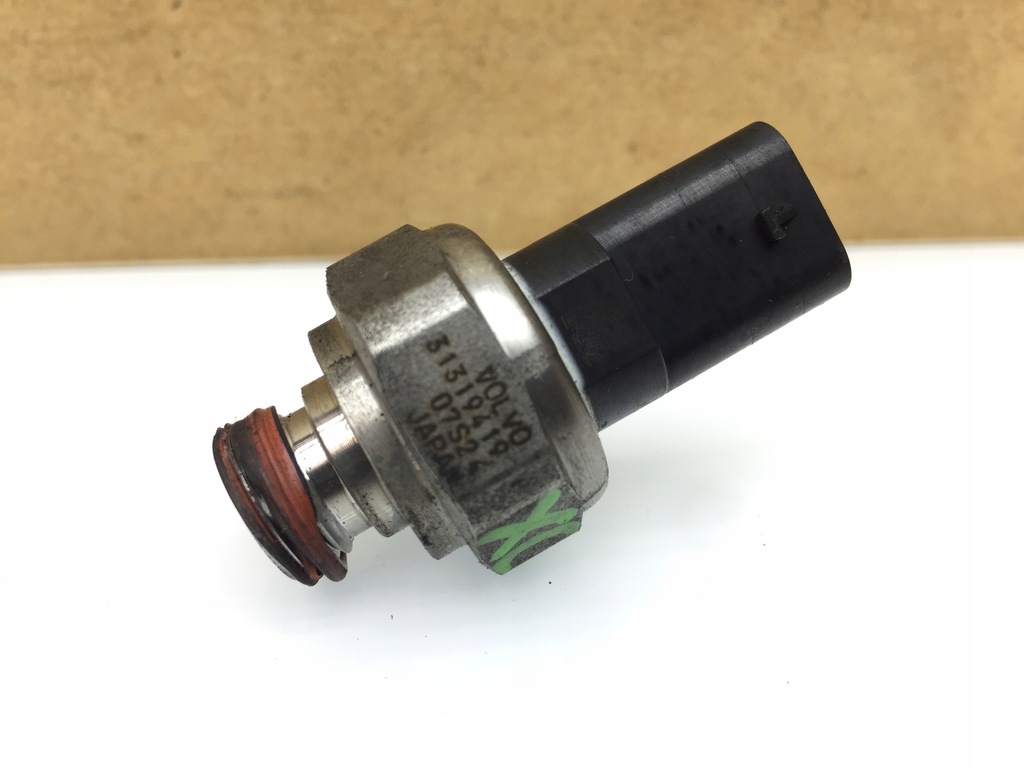 VOLVO XC90 II D5 CZUJNIK CIŚNIENIA SPALIN - 13737775791 - oficjalne ...