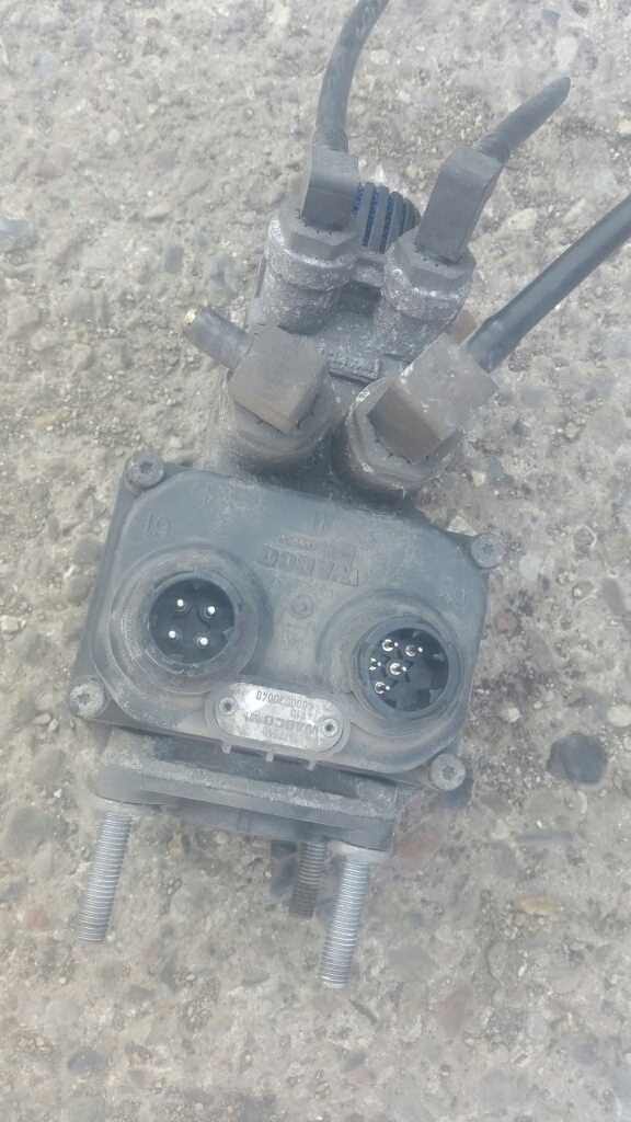 GŁÓWNY ZAWÓR HAMULCA 4800030040 DAF XF 105 10R - 8466915109 - oficjalne ...