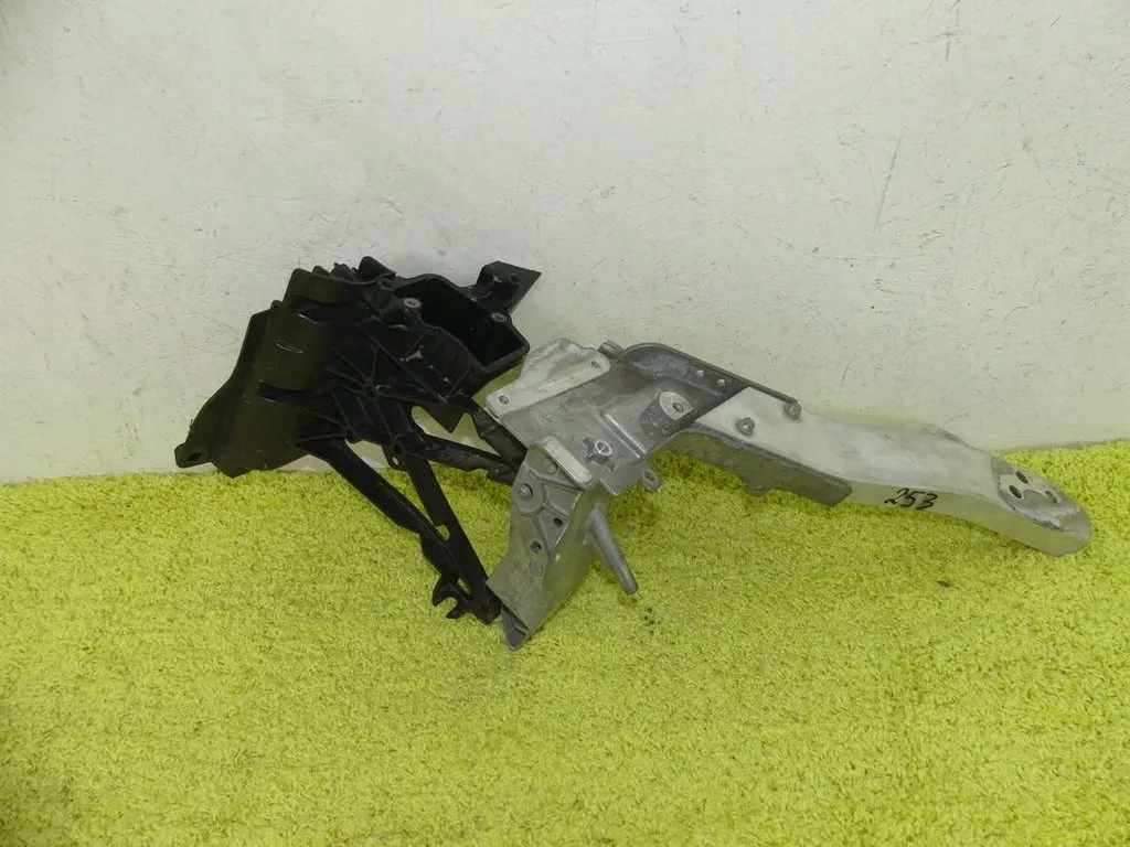 Wzmocnienie Przód E 213 W213 16- Okular Wspornik R - 13006135048 ...