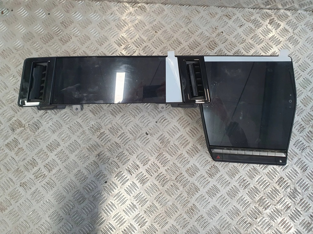 Renault Megane E-Tech 2022-2024 Licznik zegary wyświetlacz nawigacji ...