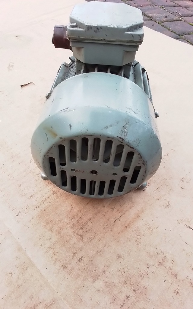 Silnik elektryczny 380V 0,55KW, 1400obr/min BESEL - 13113544801 - oficjalne archiwum Allegro