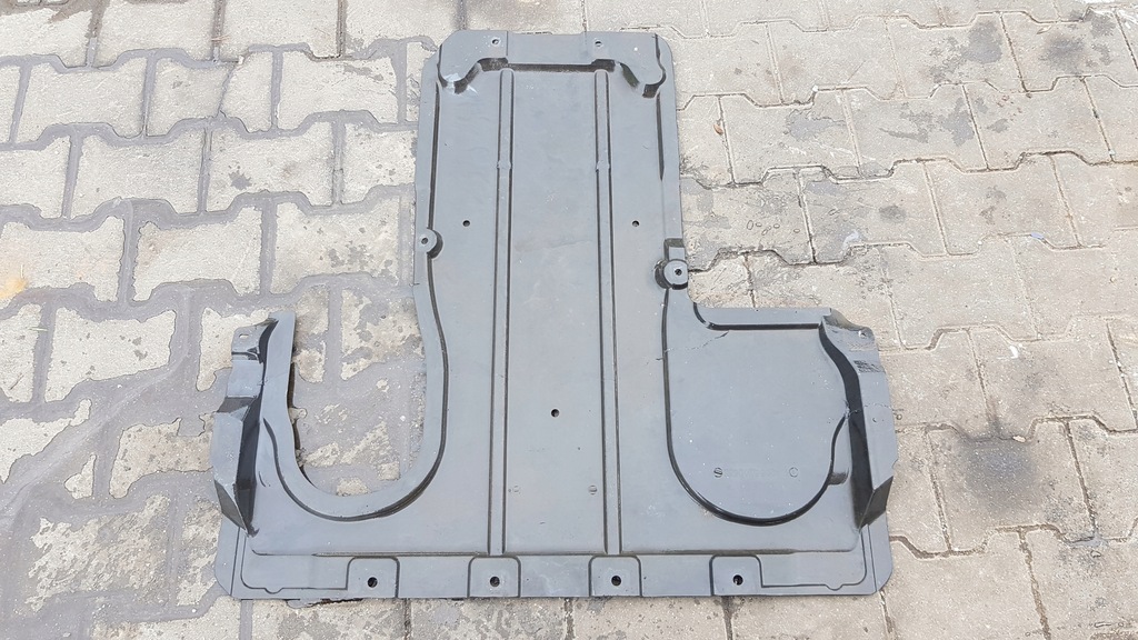 Mercedes W205 osłona skrzyni biegów A2055240630 - 12701804385 ...