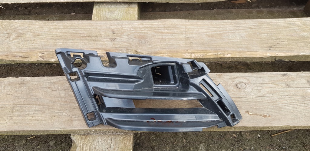 SKODA OCTAVIA III LIFT ŚLIZG LEWY ZDERZAK GRILL - 10564277889 ...