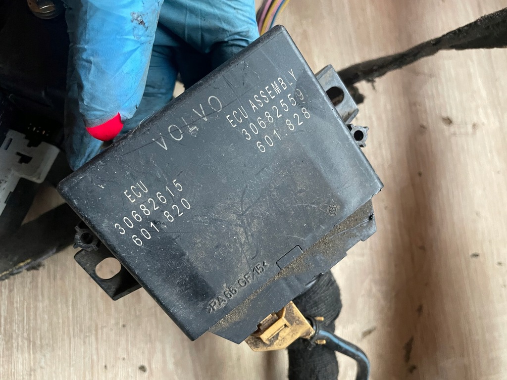 Volvo XC90 Moduł Sterownik 30682559 30682615 PDC - 13107717980 ...