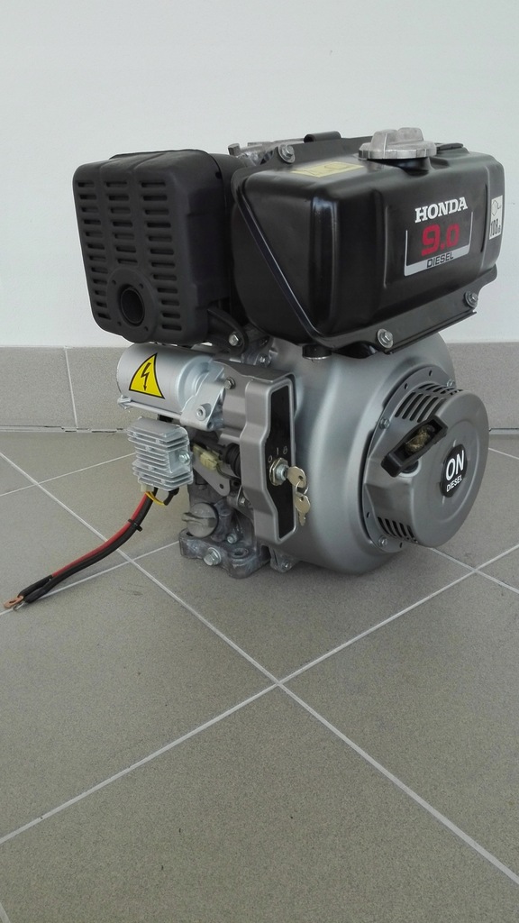 SILNIK SPALINOWY HONDA GD 410 411 320 YANMAR HATZ - 8447240070 - oficjalne archiwum Allegro