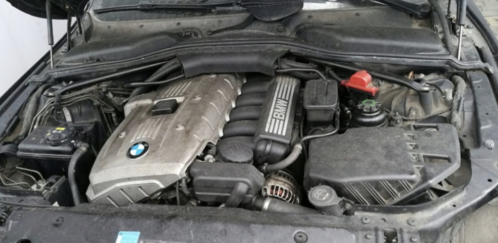 BMW E60 e90 silnik słupek n52b25 - 13667222402 - oficjalne archiwum Allegro