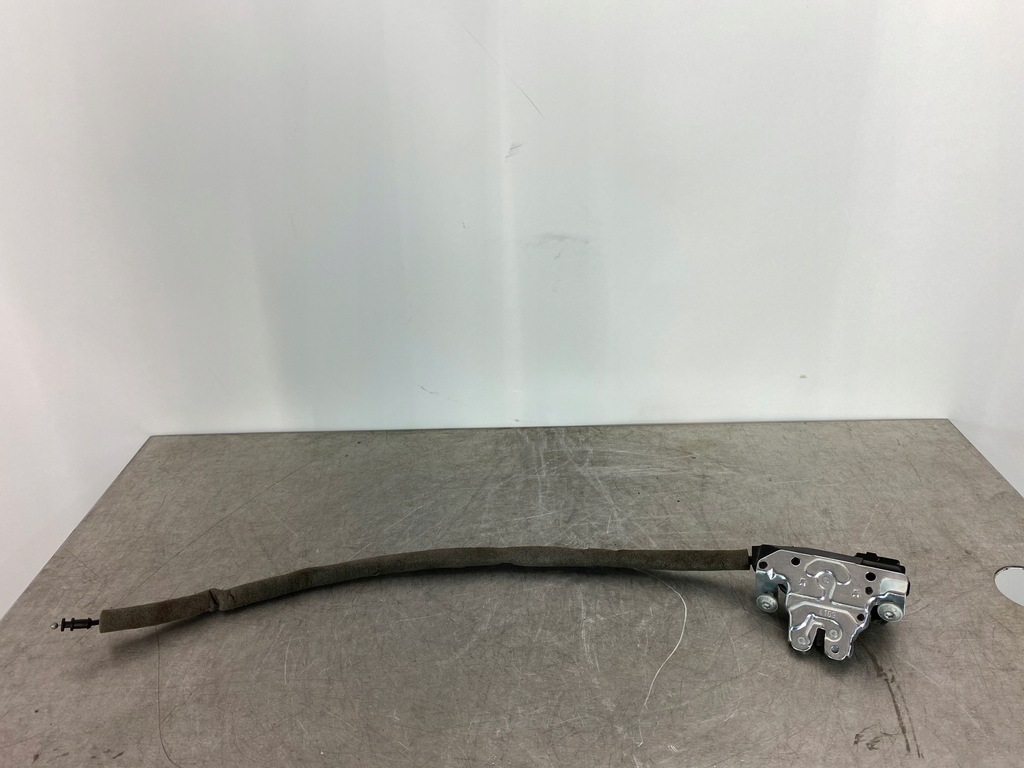 ZAMEK KLAPY TYŁ MERCEDES C W204 A2047500185 FV - 10723054757 ...