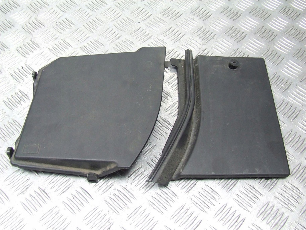 VOLVO V60 OBUDOWA POKRYWA AKUMULATORA 31353766 - 9245633347 - oficjalne ...