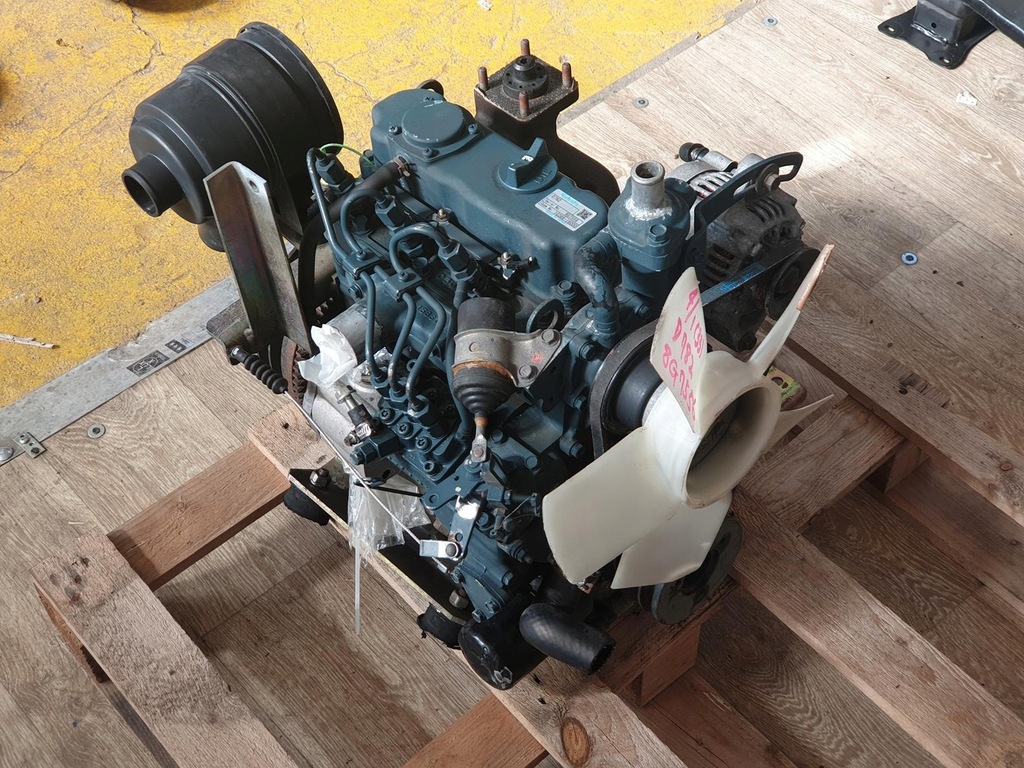 Silnik Kubota D782 Kompletny - 12661328146 - oficjalne archiwum Allegro