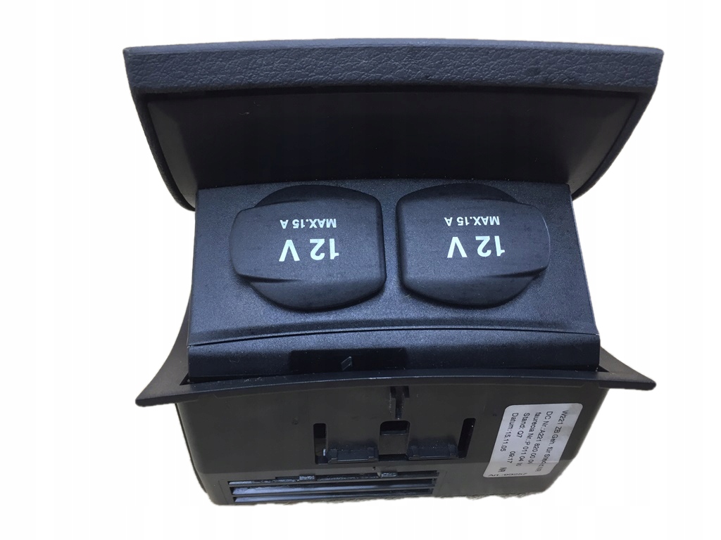 GNIAZDO ZAPALNICZKI 12V MERCEDES W221 A2218200009 - 9052374424 ...