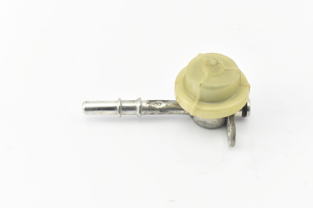 REGULATOR CIŚNIENIA PALIWA 23270-28052 TOYOTA ESTIMA III RAV4 CAMRY 2 ...