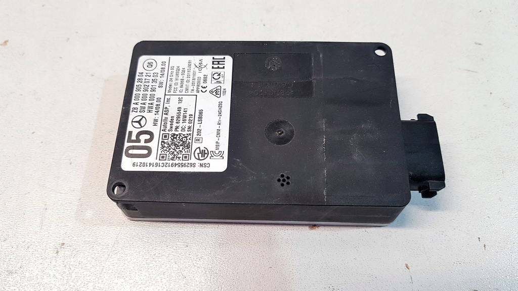 MERCEDES CZUJNIK RADAR W212 X156 W117 0009052804 - 12439224713 ...