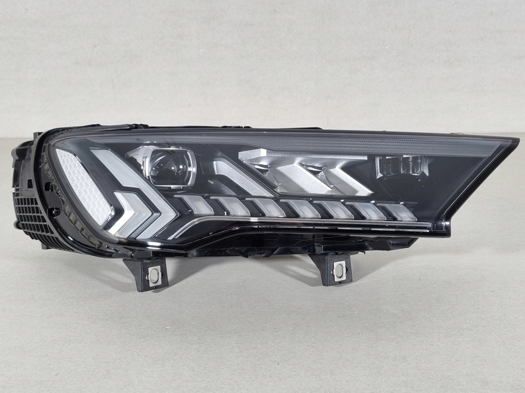 AUDI Q7 LIFT 4M0 FULL LED MATRIX LAMPA PRAWA PRZÓD - 11911491235 ...