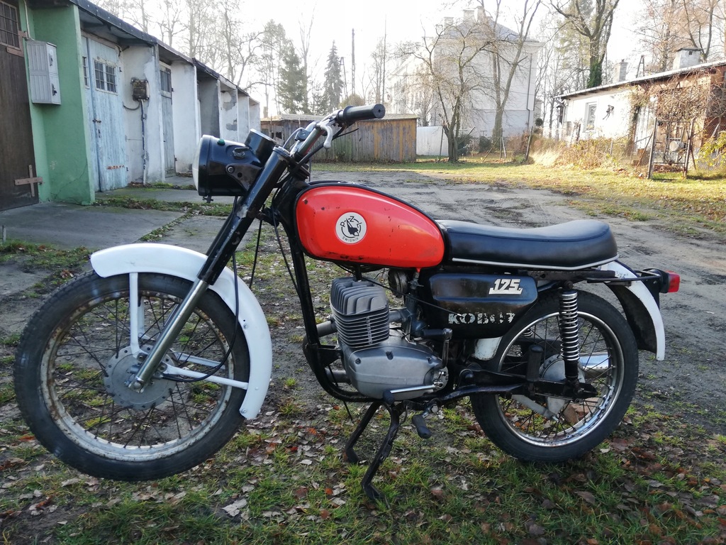 WSK 175 Kobuz 1980 r. - 12195567347 - oficjalne archiwum Allegro