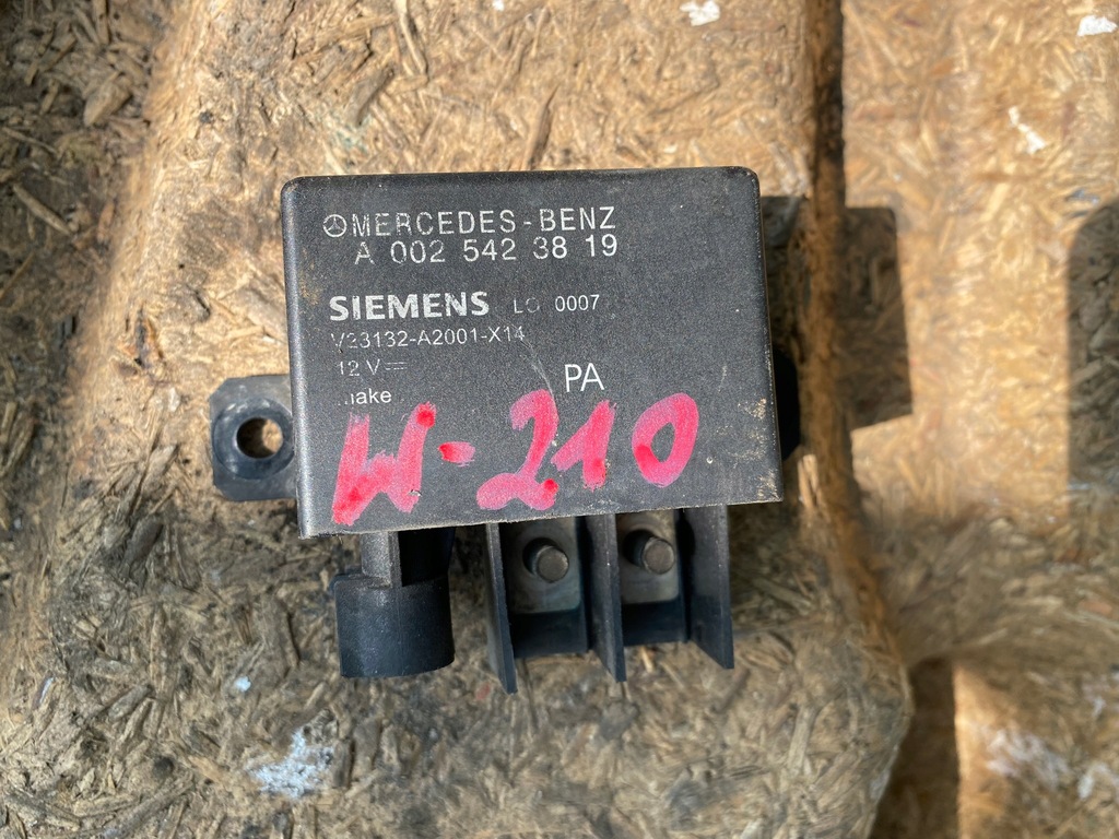 Moduł przekażnik świec MERCEDES W211 A0025423819 - 13172615652 ...