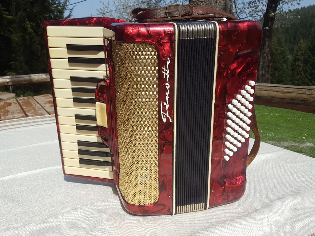 Купить Аккордеон Firotti 40 Bass 3 Chord: отзывы, фото и характеристики на Aredi.ru (8039290497)