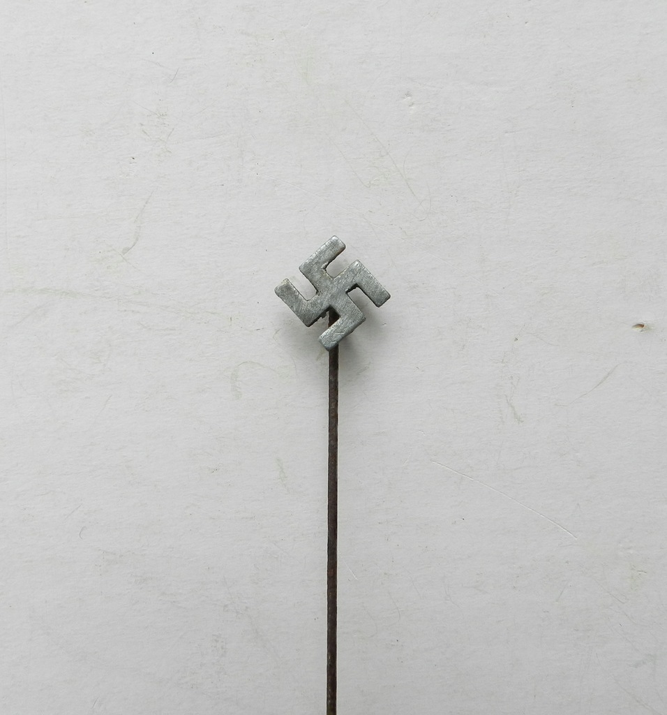 ODZNAKA NSDAP - SWASTYKA - ORYGINAŁ, III RZESZA - 15198778870 ...