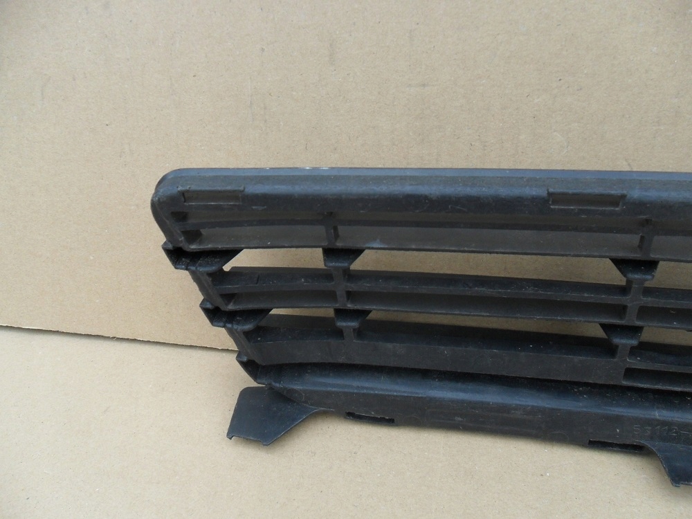 Toyota Corolla HB E12 2004 2005 kratka zderzaka - 10778431358 - oficjalne archiwum Allegro