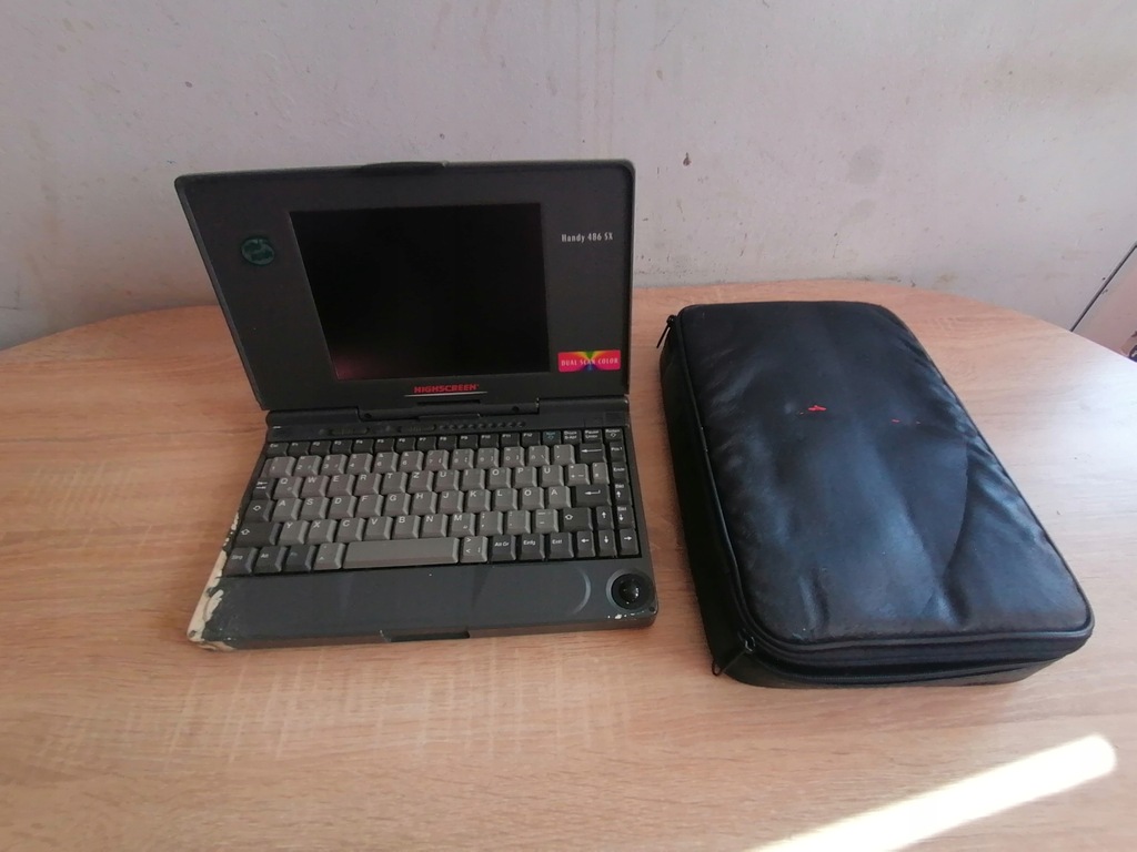 STARY LAPTOP HIGHSCREEN HANDY 486 SX !! - 12579880865 - oficjalne ...