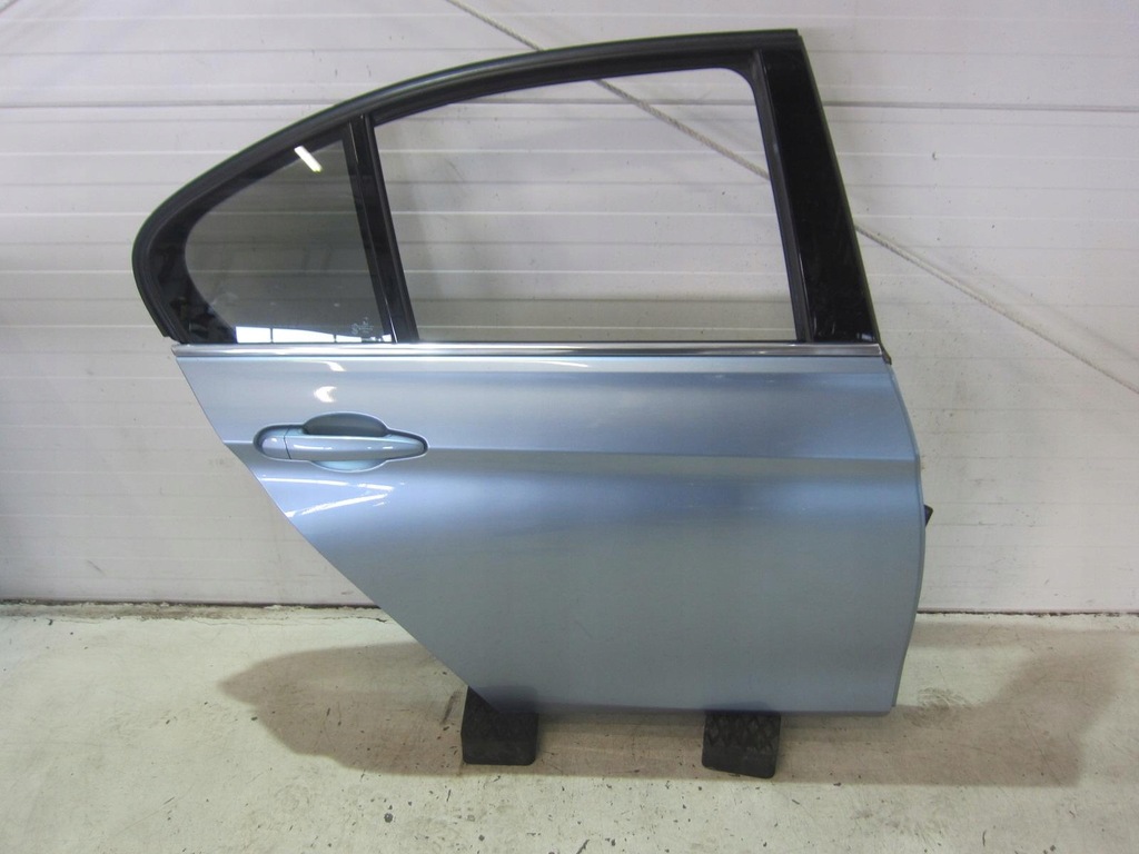 BMW 3 F30 SEDAN DRZWI PRAWE TYLNE TYŁ B40 LIQUID BLUE BŁĘKITNE 9628762 ...