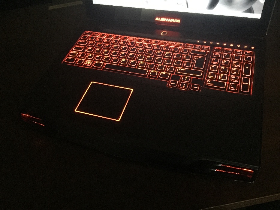 Alienware M17x R2 intel i7 8GB 17,3 Full HD 128SSD - 7348808607 ...