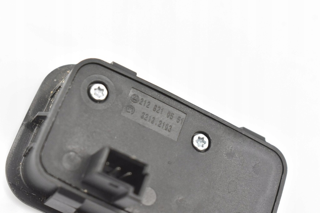 PRZYCISK KLAPY A2128210551 W253 W205 W218 W212 - 11780084407 ...