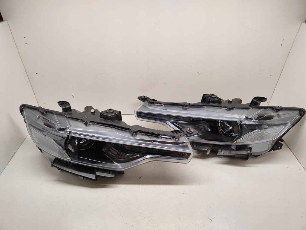 MASERATI LEVANTE LAMPY PRZÓD PRZEDNIE KOMPLET 670032327 670032328 ...