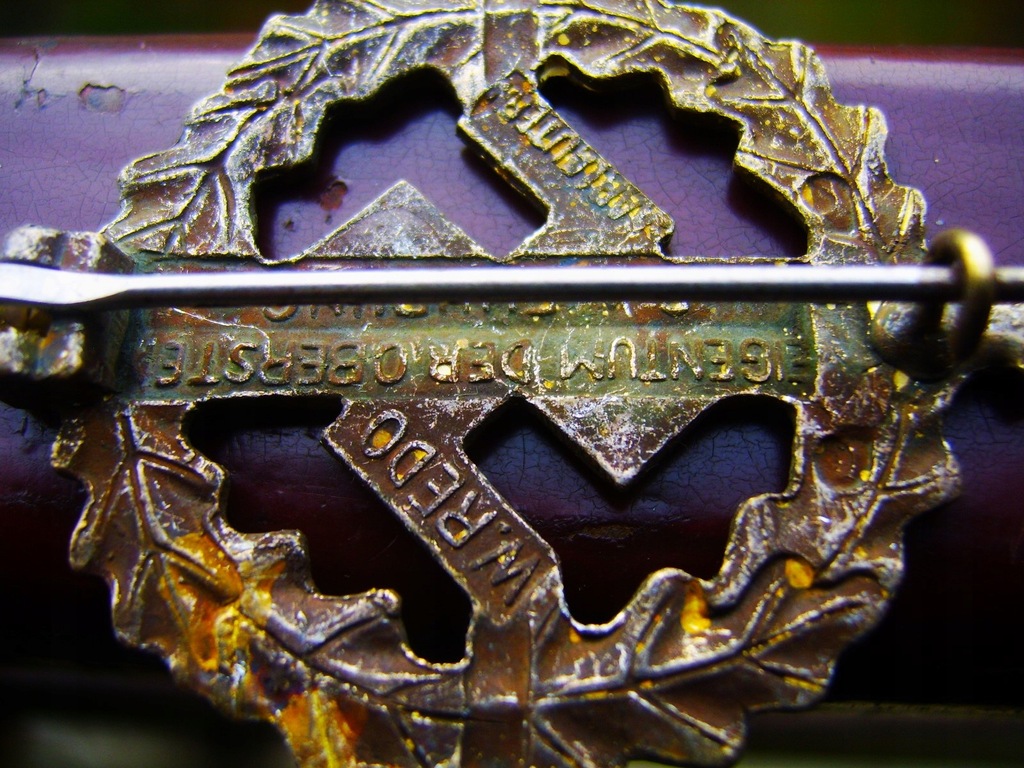 NIEMIECKA ODZNAKA SWASTYKA MIECZ 3 RZESZA-WYKOPKI - 12838268873 ...