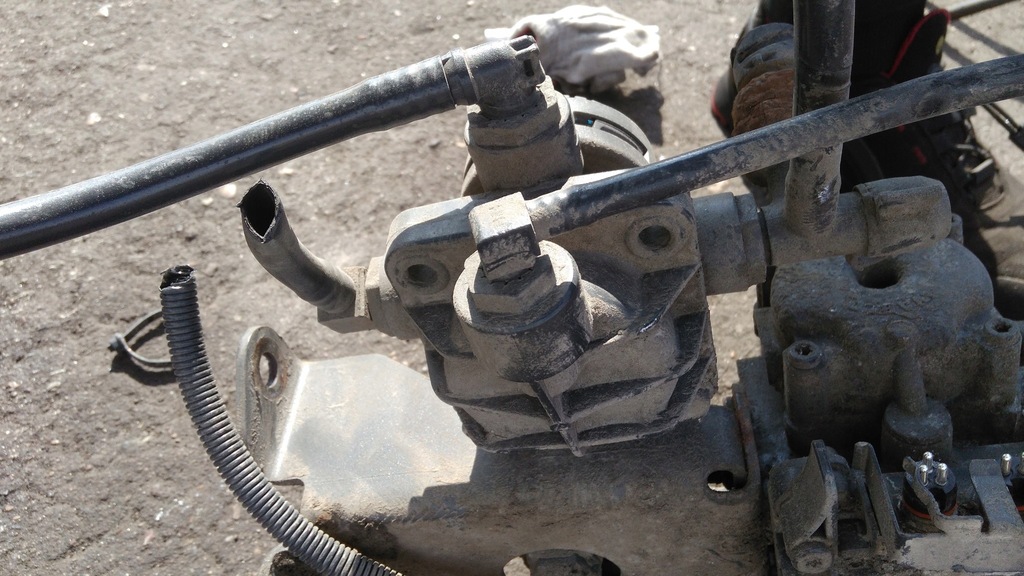 ZAWÓR HAMULCA RĘCZNEGO MERCEDES ATEGO 100 ZŁ - 10015054721 - oficjalne ...