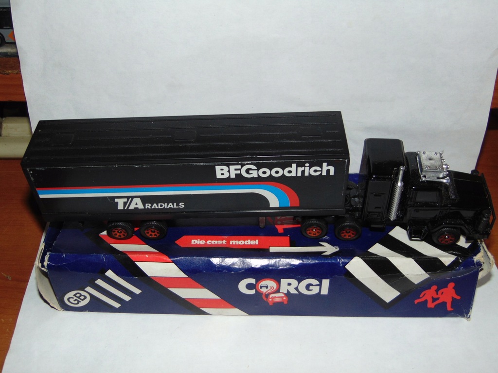 Stary Corgi - Scammel Container Truck - 1985 r. - 14693519130 ...