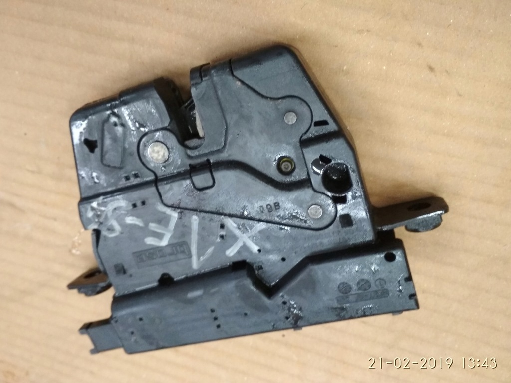 BMW E-84 X1 ZAMEK KLAPY TYŁ KLAPY BAGAŻNIKA - 7862397612 - oficjalne ...