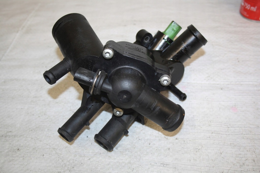 OBUDOWA TERMOSTATU AUDI 032121111CF, 032121111CF - 11695650947 ...