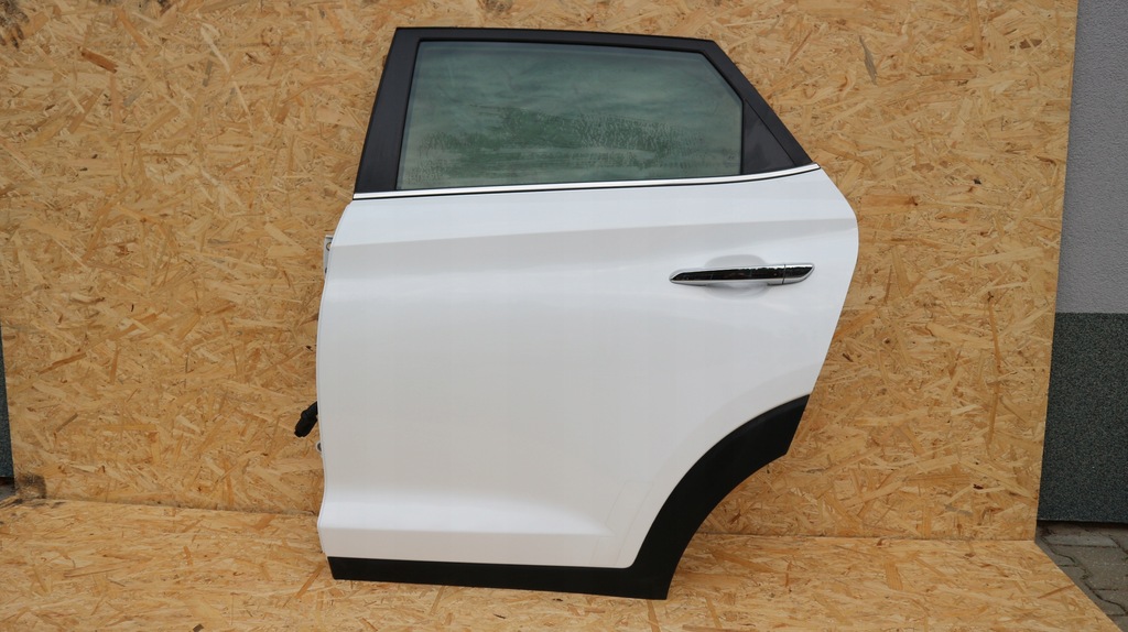 HYUNDAI TUCSON DRZWI LEWE 2019 PYW - 12261722094 - oficjalne archiwum ...