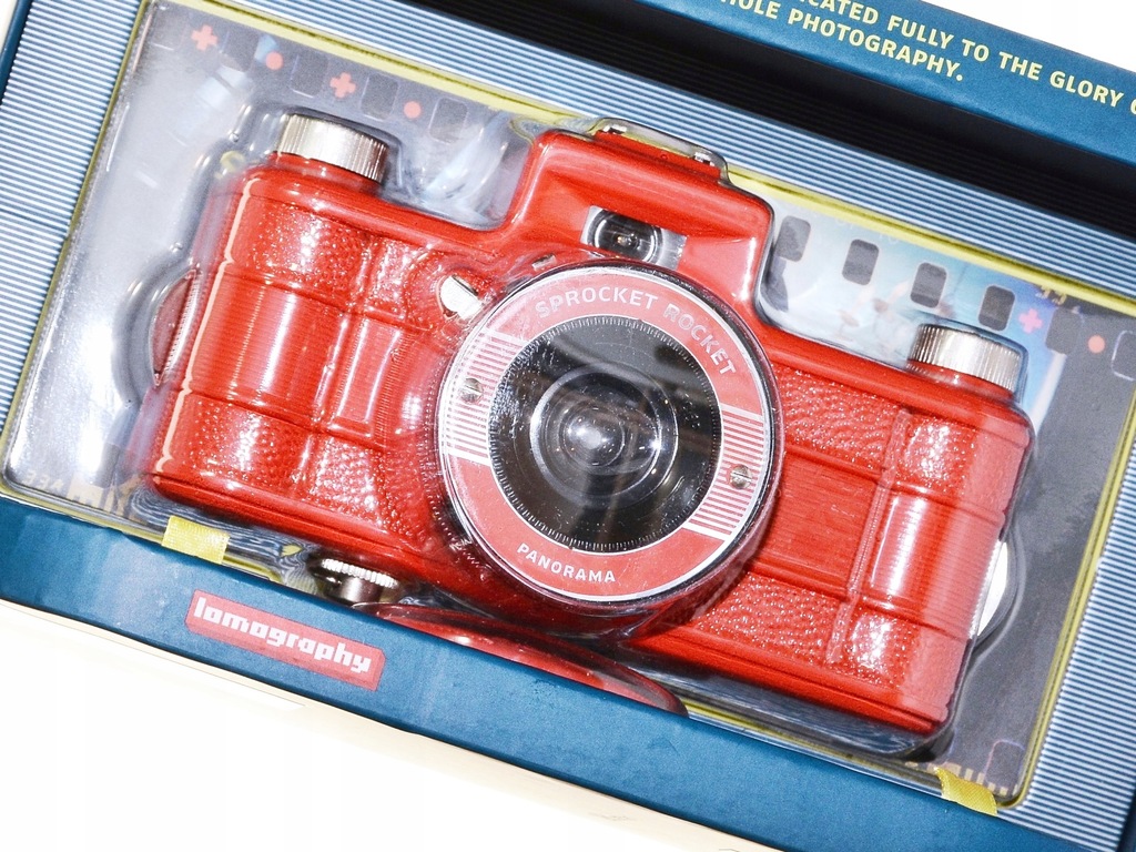 Купить Панорамная камера Lomography Sprocket Rocket RED: отзывы, фото и ...