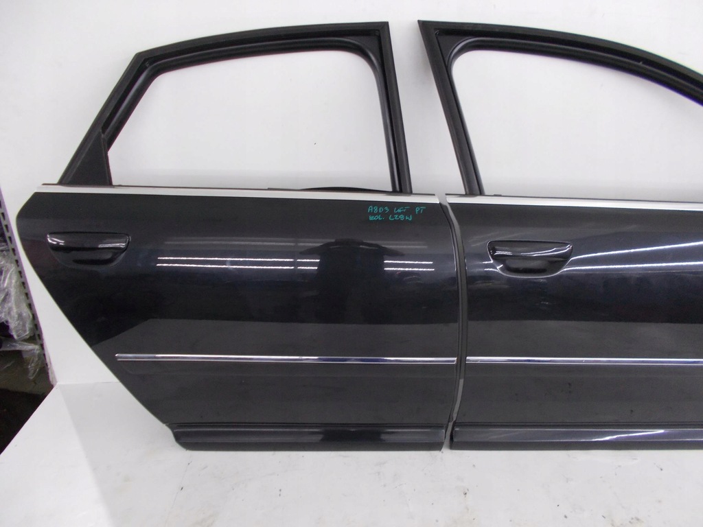 DRZWI PRAWY TYŁ TYLNE AUDI A8 D3 KOL. LZ9W - 10641006986 - oficjalne ...